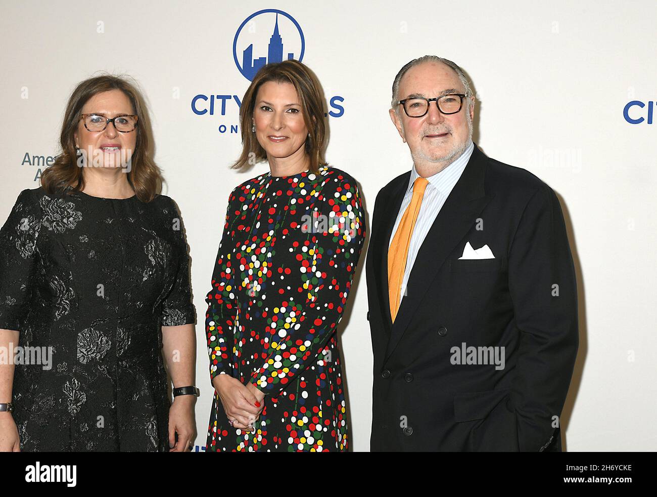 Beth Shapiro, Lizzie Tisch & Robert Grimes attendCitymeals on Wheels ...