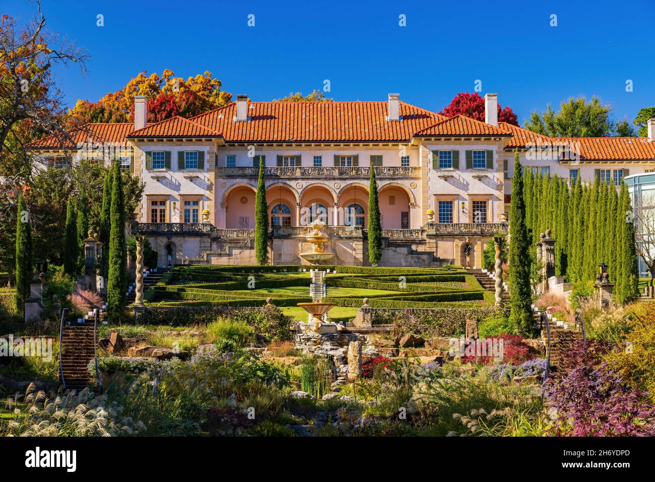 Beautiful fall color in the famous Philbrook Museum of Art at Tulsa ...