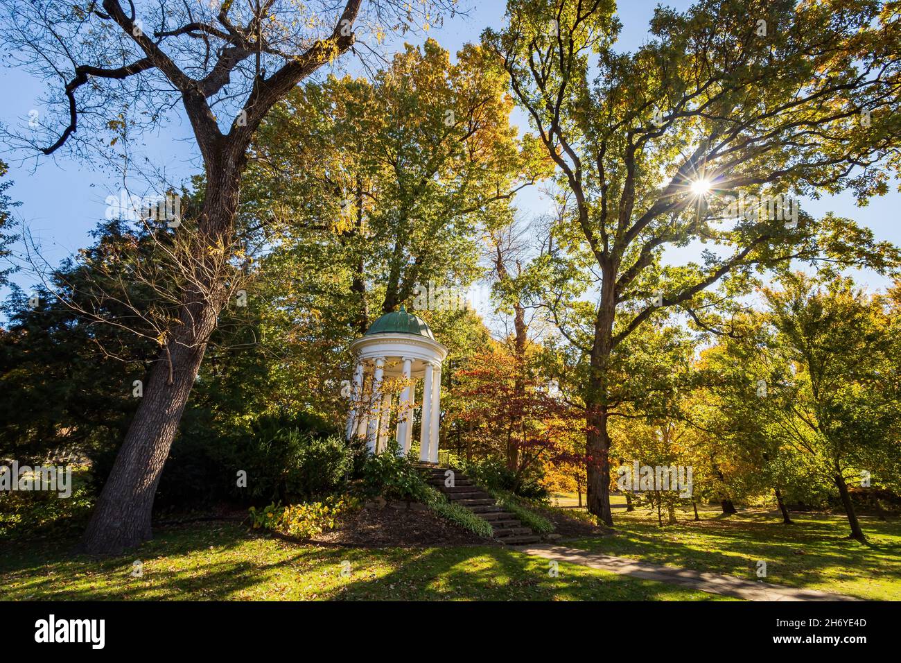 Beautiful fall color in the famous Philbrook Museum of Art at Tulsa ...