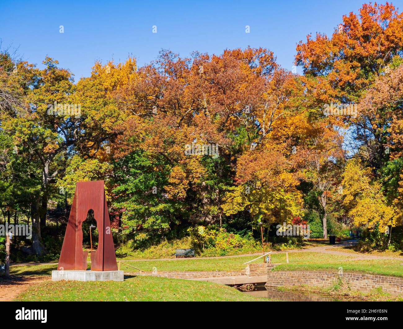 Beautiful fall color in the famous Philbrook Museum of Art at Tulsa ...