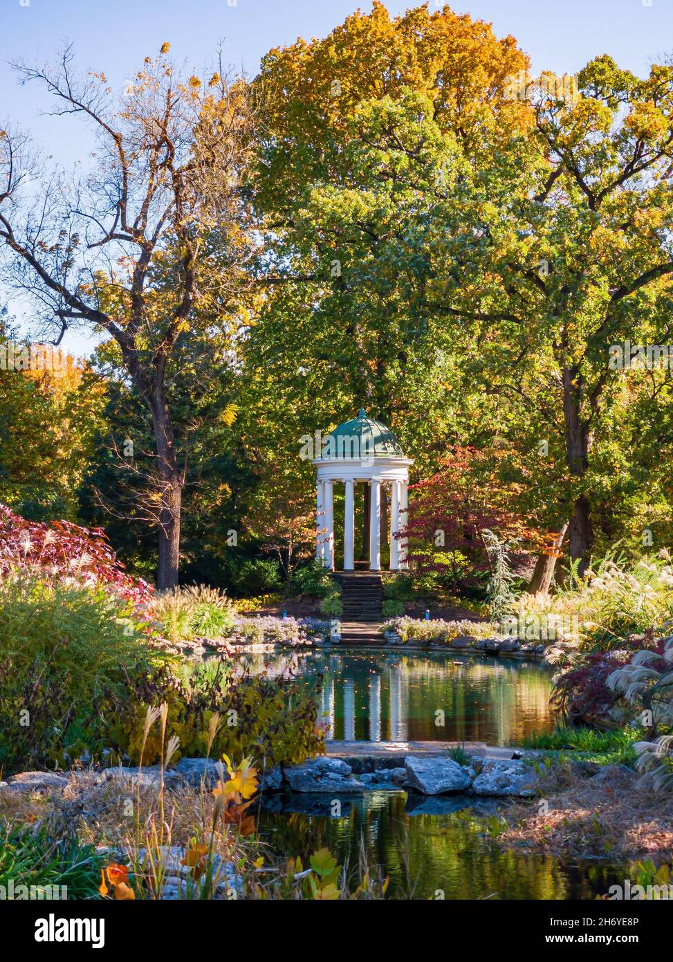 Beautiful fall color in the famous Philbrook Museum of Art at Tulsa ...