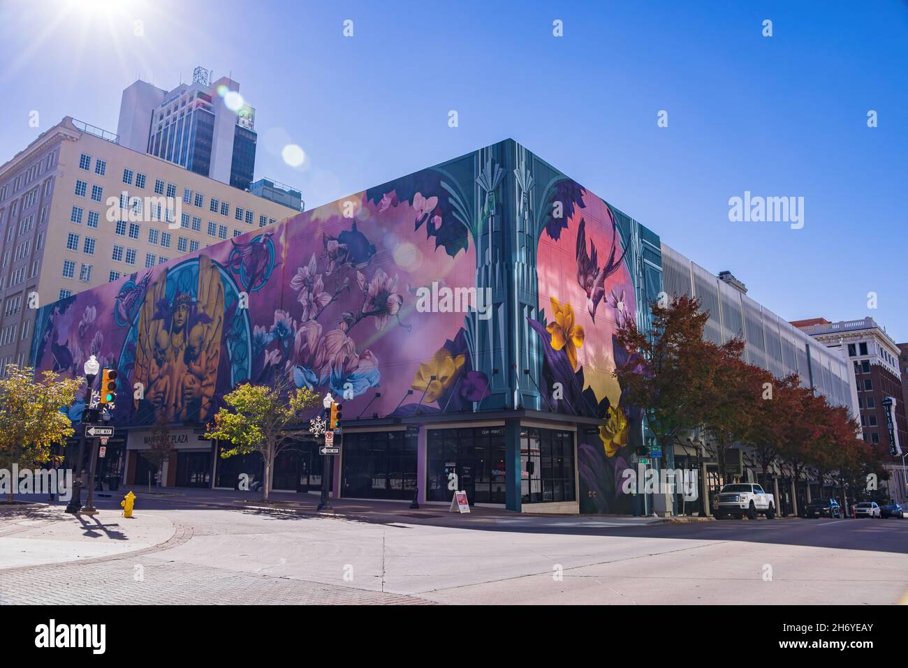 Tulsa, NOV 15 2021 - Sunny view of downtown cityscape Stock Photo - Alamy