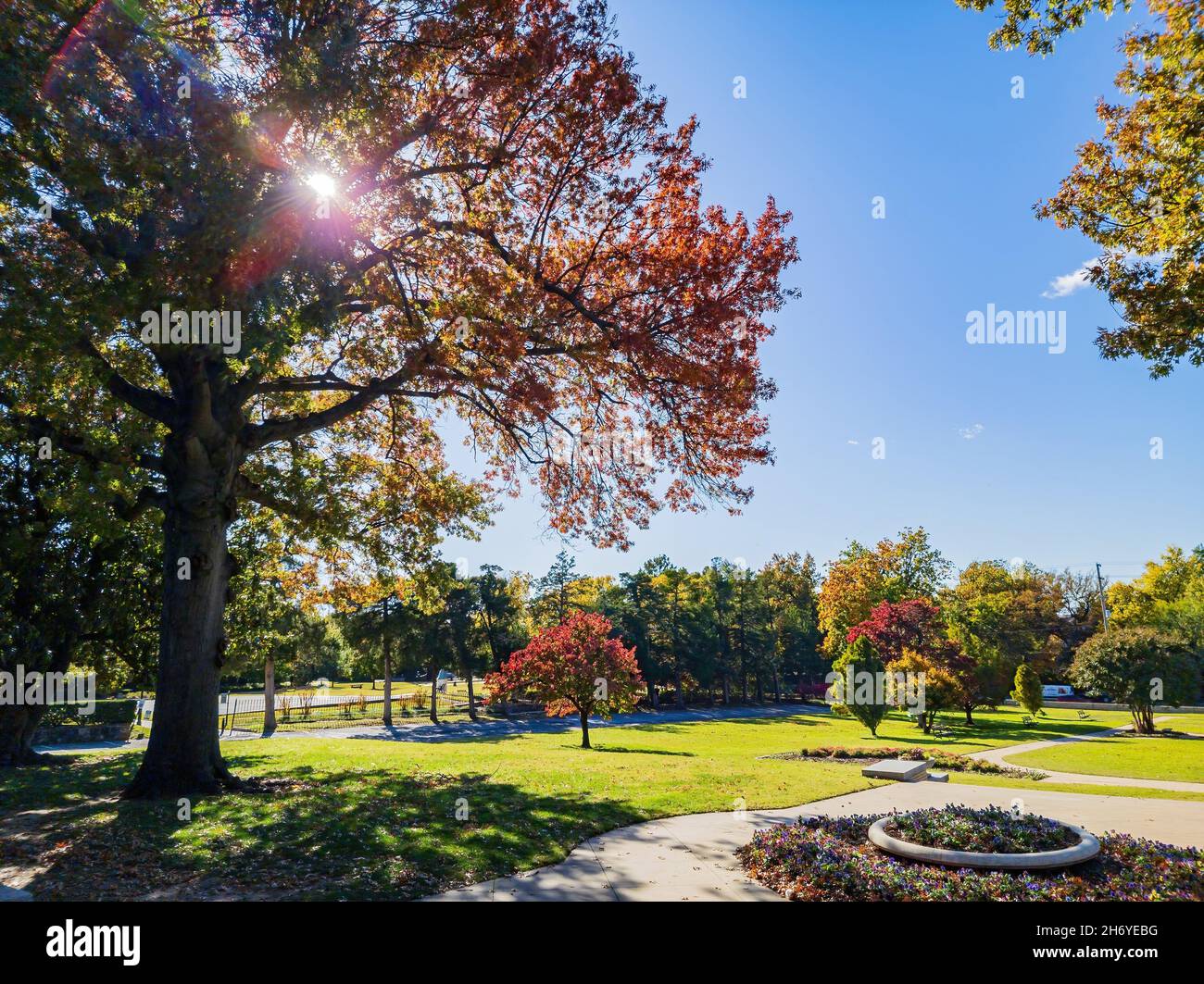 Fall color of the Charles Faudree Memorial Pavillion at Tulsa, Oklahoma ...