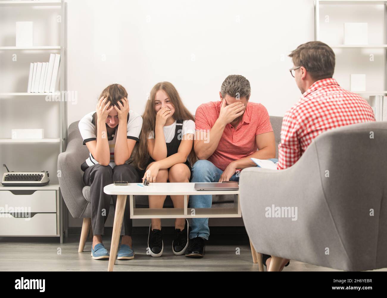Family problems kid hi-res stock photography and images - Alamy