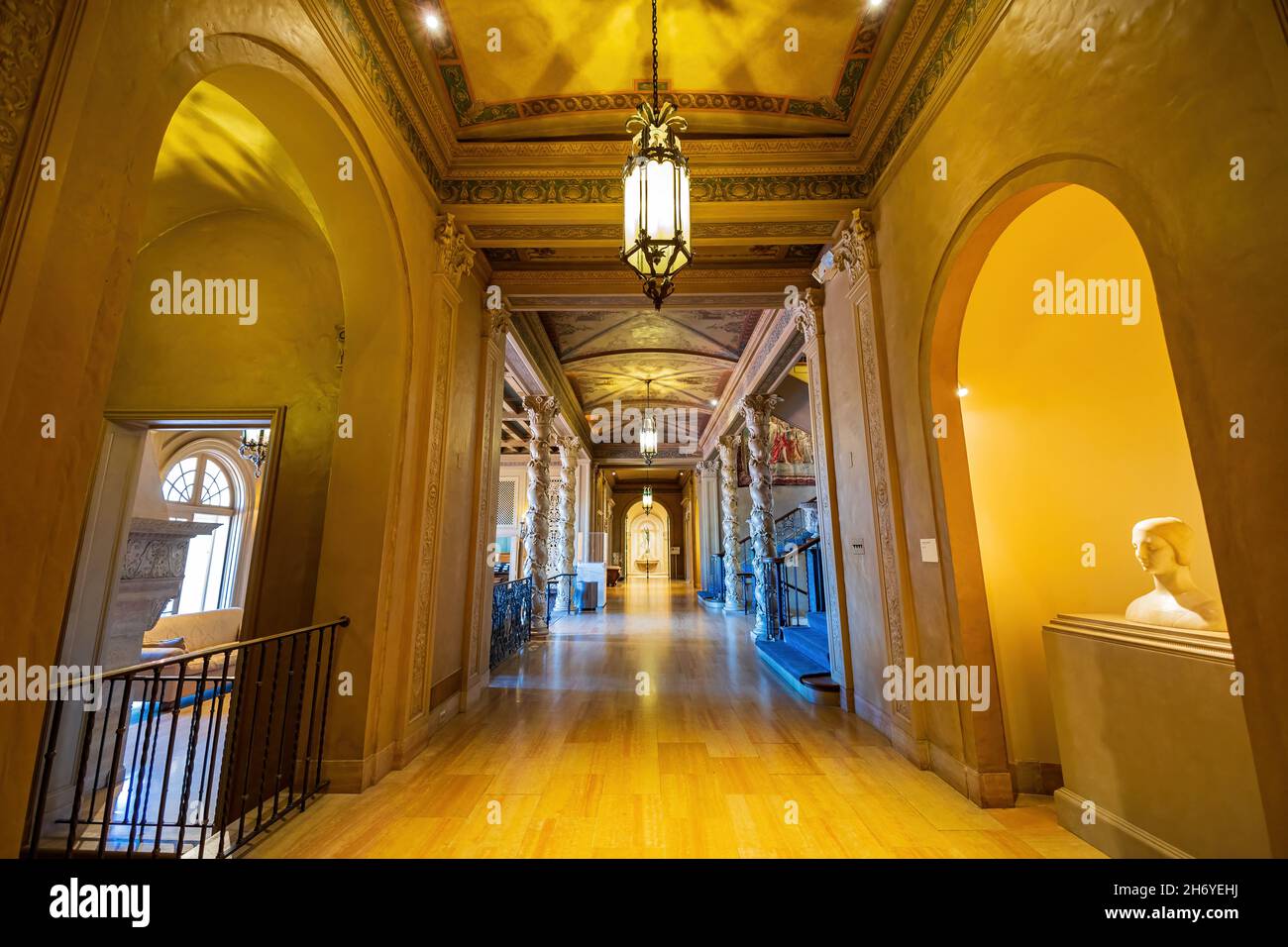 Tulsa, NOV 12 2021 -Interior view of the main building of Philbrook ...