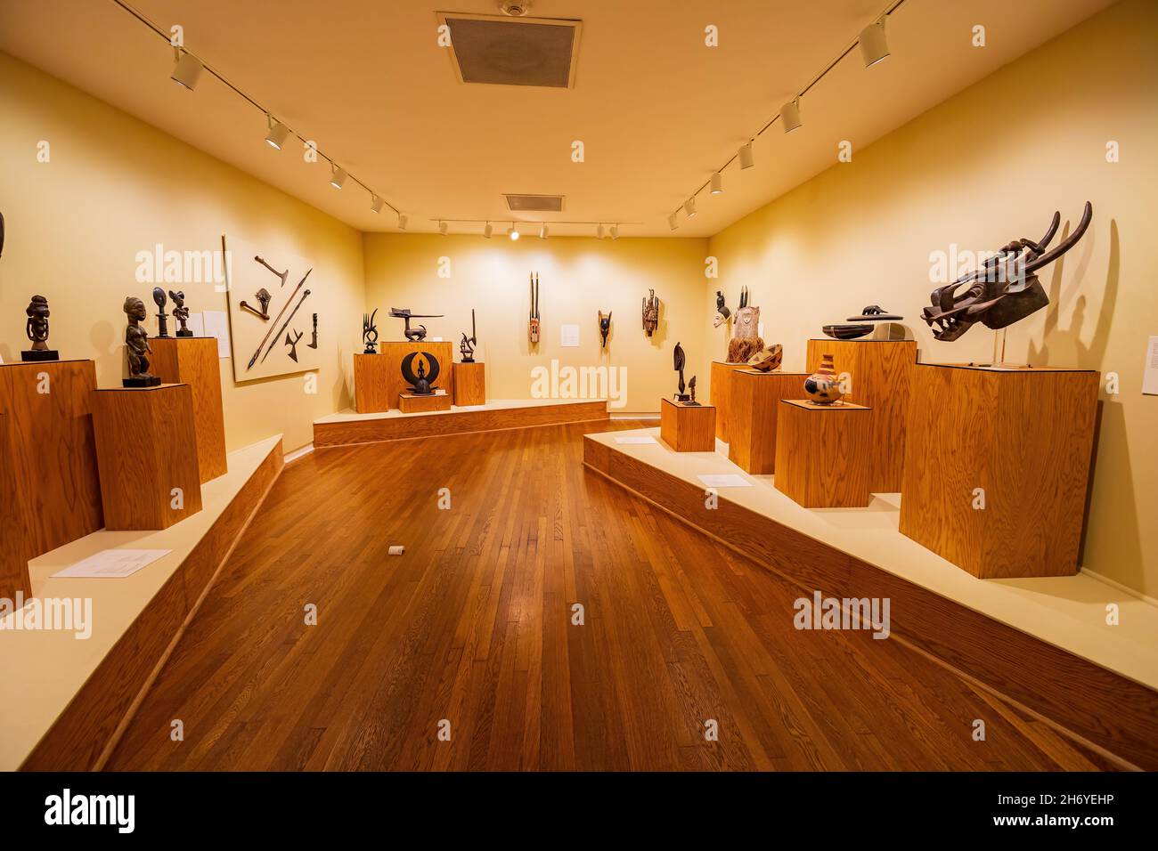 Tulsa, NOV 12 2021 -Interior view of the main building of Philbrook ...