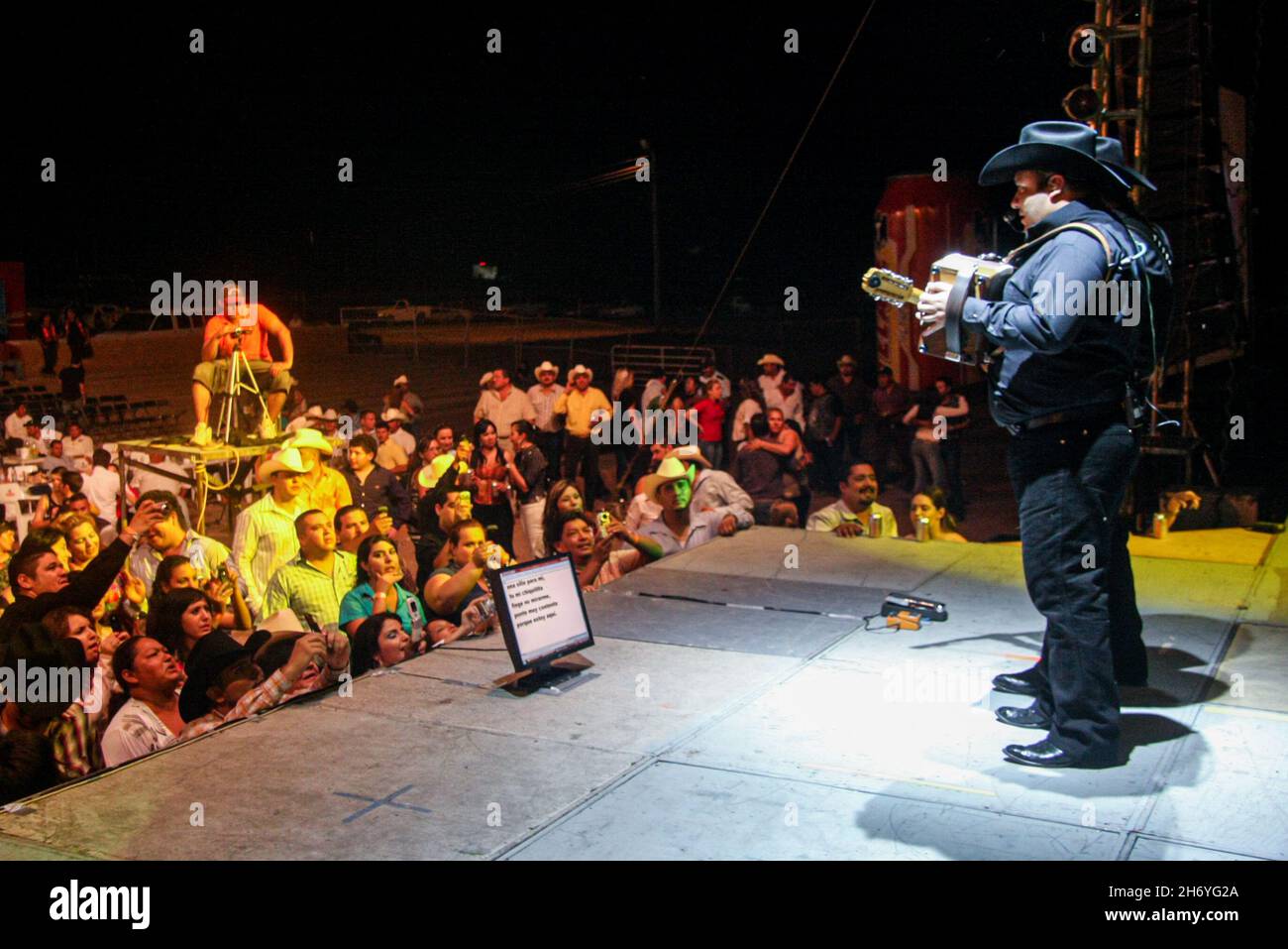 Grupo pesado hi-res stock photography and images - Alamy