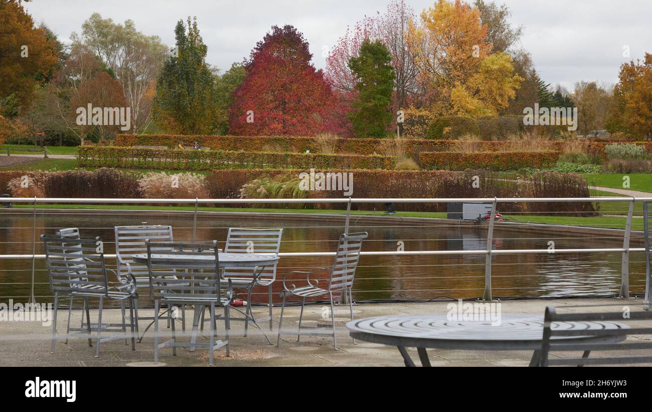 Autumn scene at RHS Wisley Gardens Stock Photo - Alamy