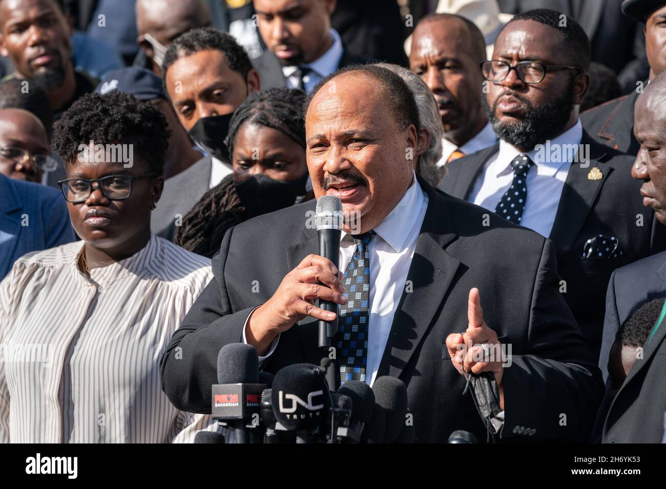 Courthouse african american black man hi-res stock photography and ...