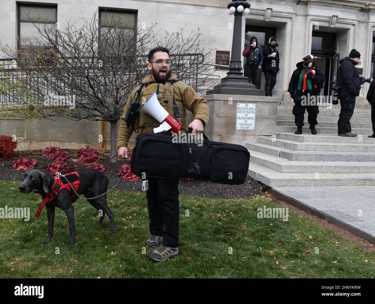 Empty gun case hi-res stock photography and images - Alamy