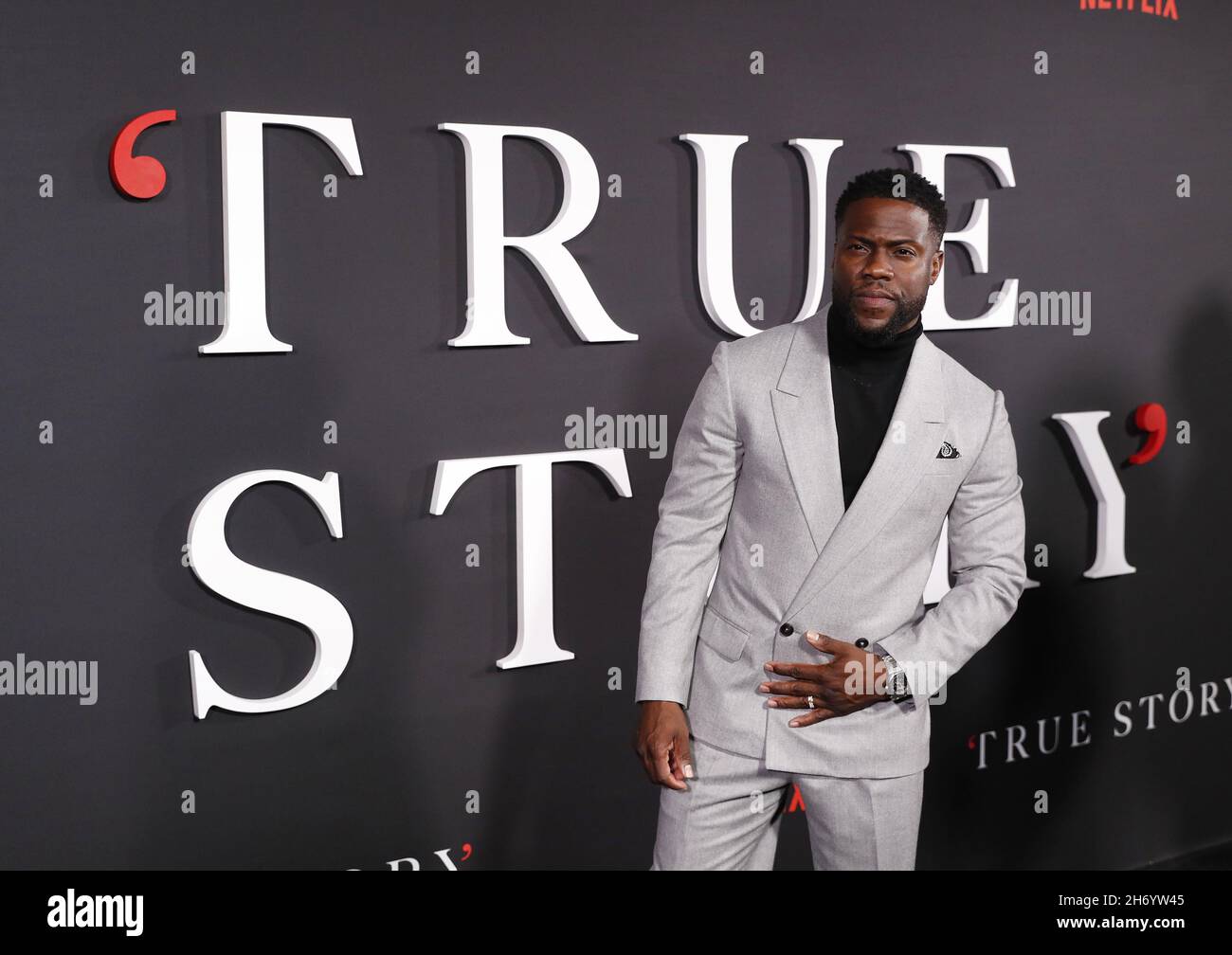 New York, United States. 18th Nov, 2021. Kevin Hart arrives on the red ...