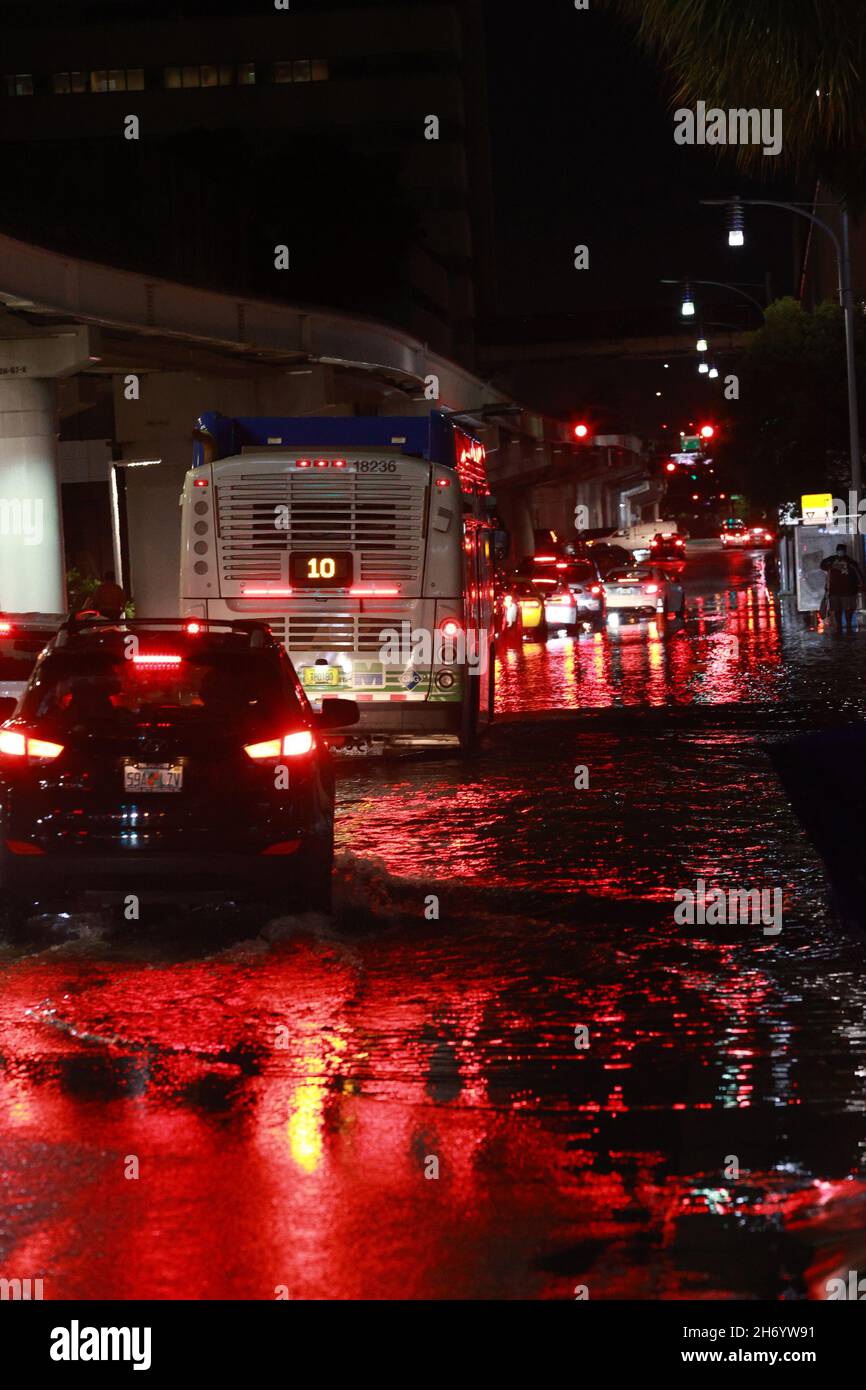 Flooding florida 2021 hi-res stock photography and images - Alamy