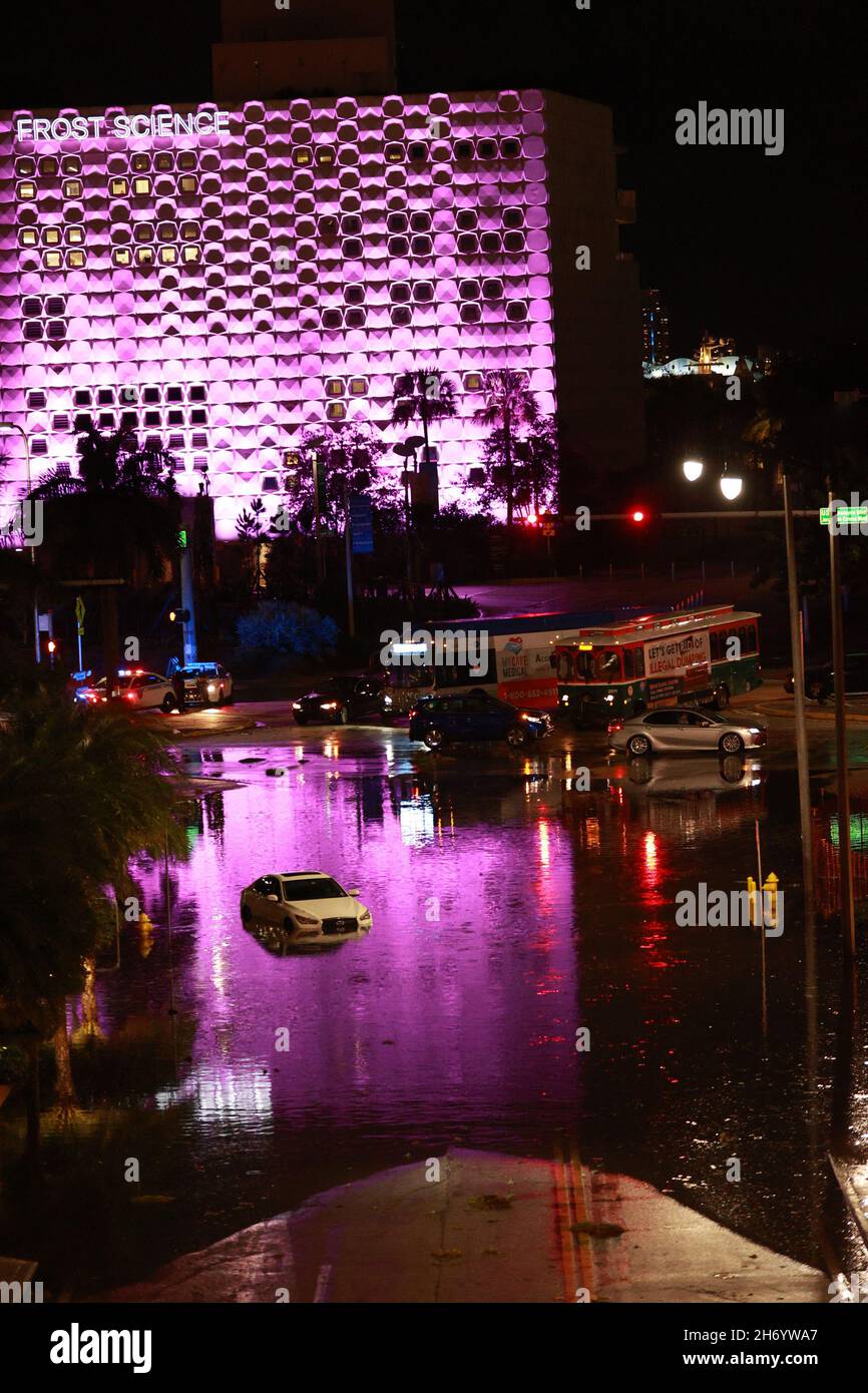 Flooding florida 2021 hi-res stock photography and images - Alamy