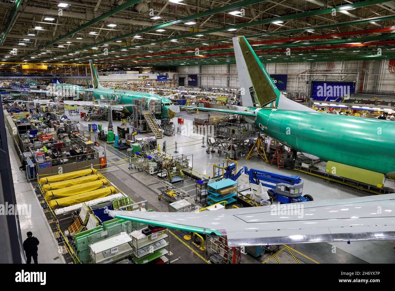 Boeing 737 factory hi-res stock photography and images - Alamy