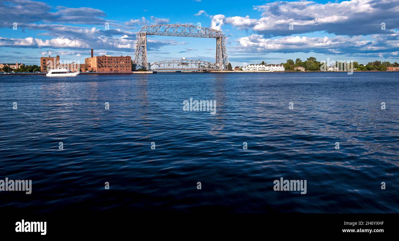 Aerial lift bridge duluth hi-res stock photography and images - Alamy