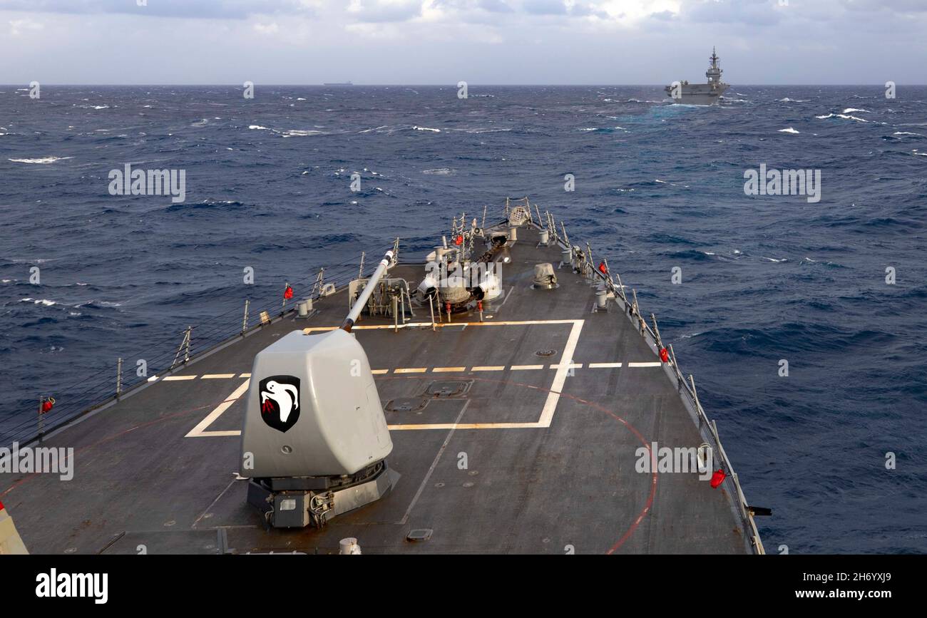 SOUTH CHINA SEA (Nov. 16, 2021) Arleigh Burke-class guided-missile ...