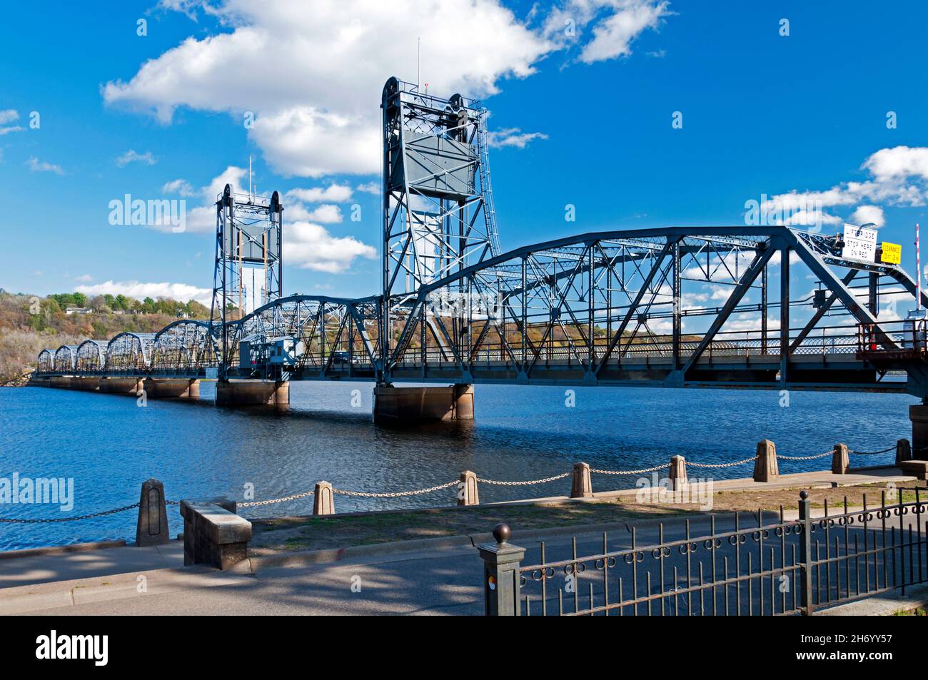 Stillwater Lift Bridge on St Croix River in Stillwater, Minnesota Stock ...