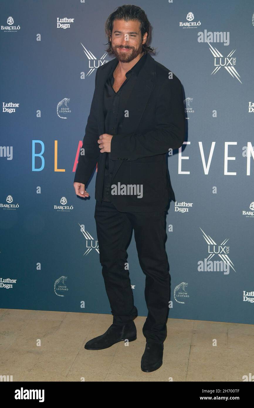 Can Yaman attends the launch party of the TV series Blanca at the River ...