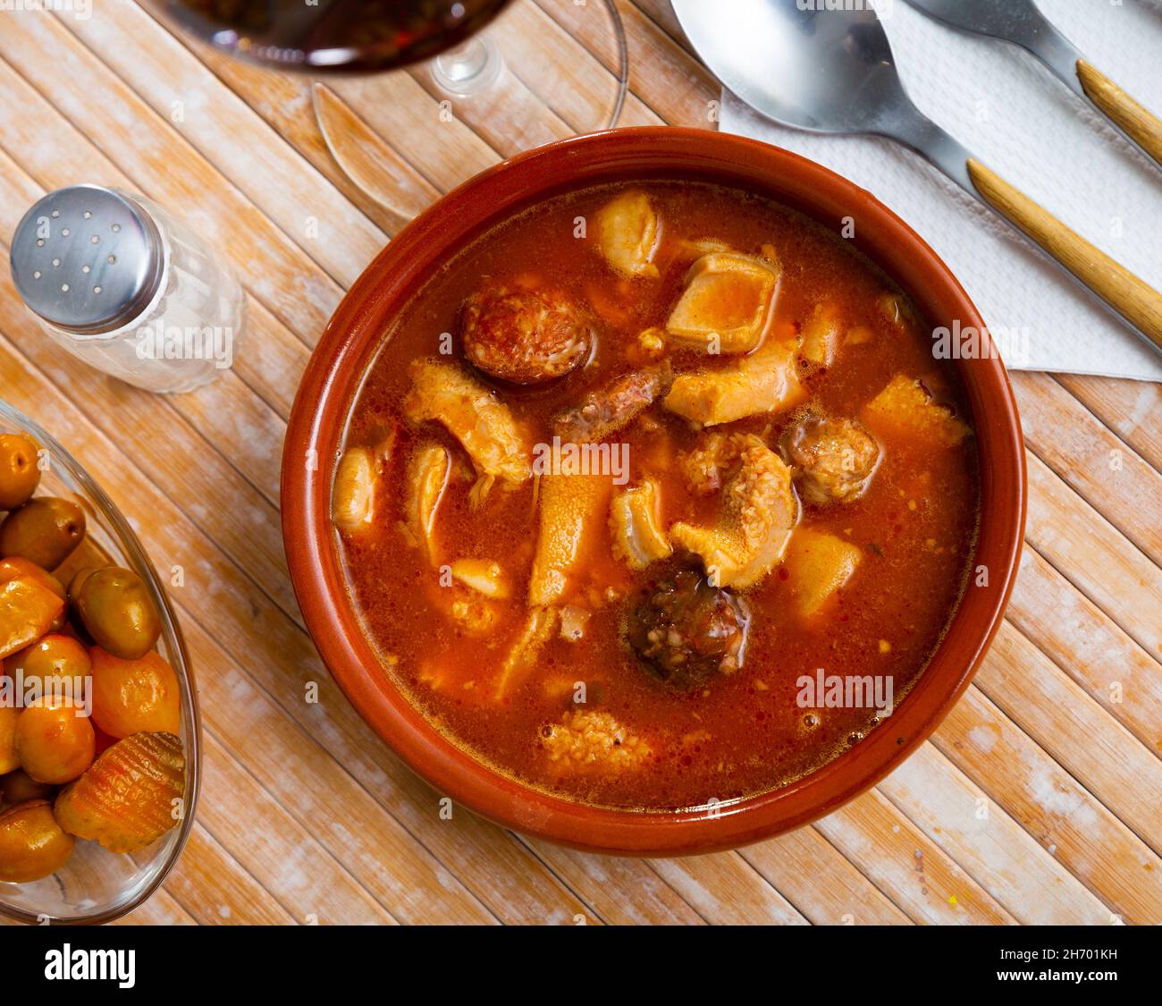 Spanish stewed tripe dish Callos a la Madrilena Stock Photo - Alamy
