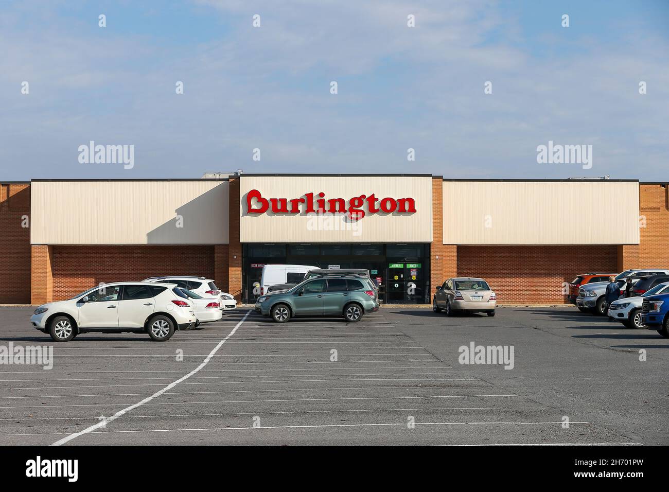 Gee bee store hi-res stock photography and images - Alamy