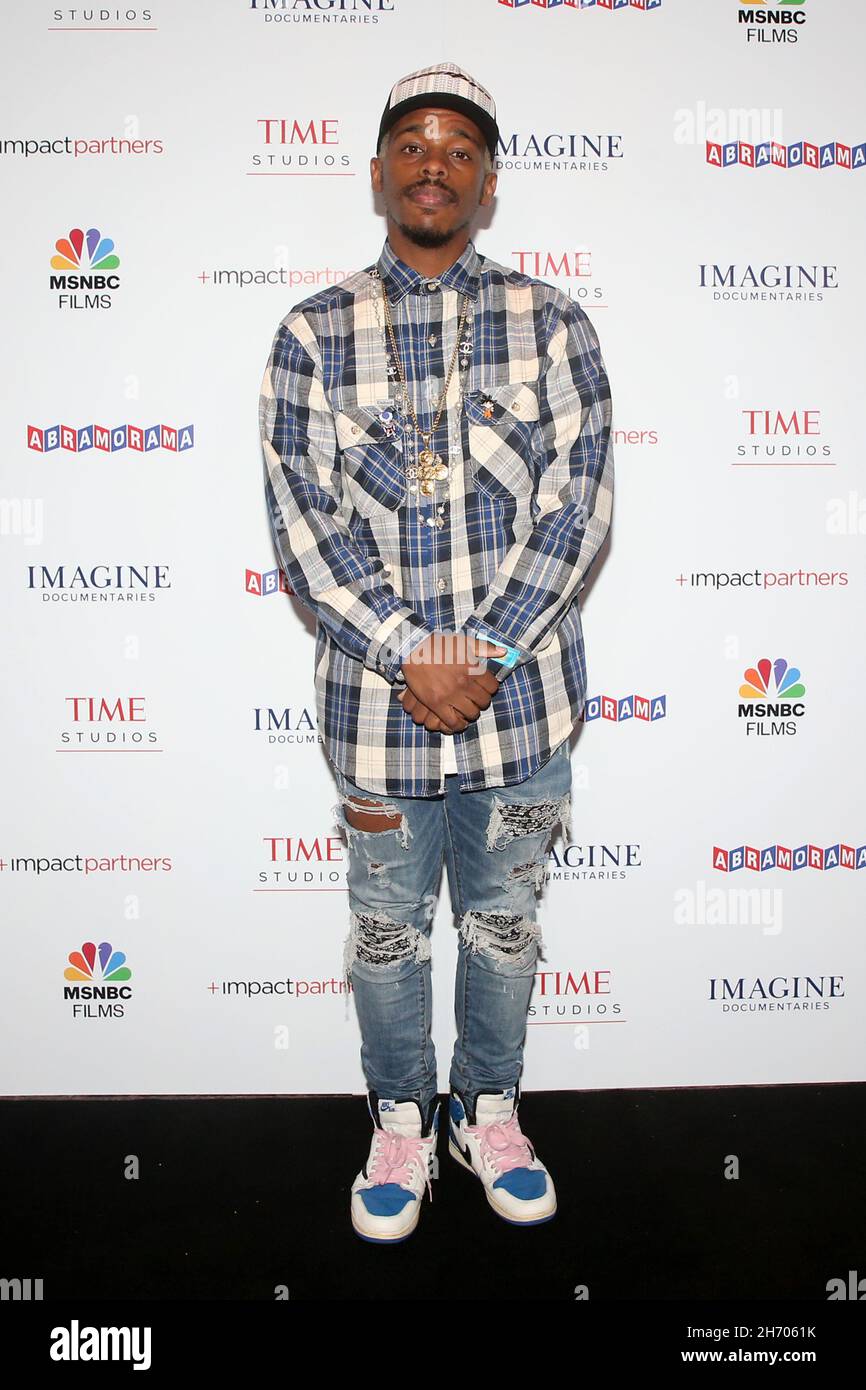 Los Angeles, Ca. 18th Nov, 2021. Lil Buck, at Paper & Glue/A JR Project ...