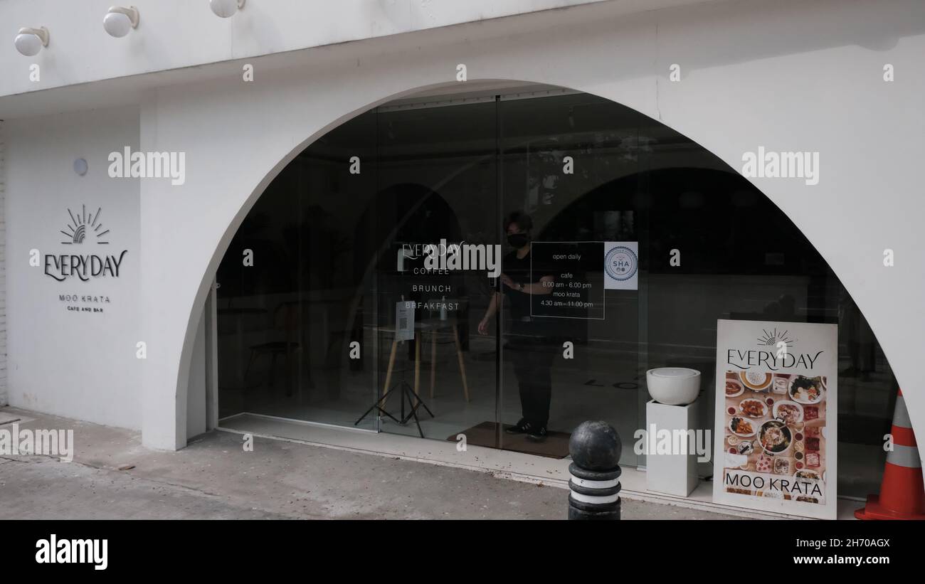 Mookrata hi-res stock photography and images - Alamy