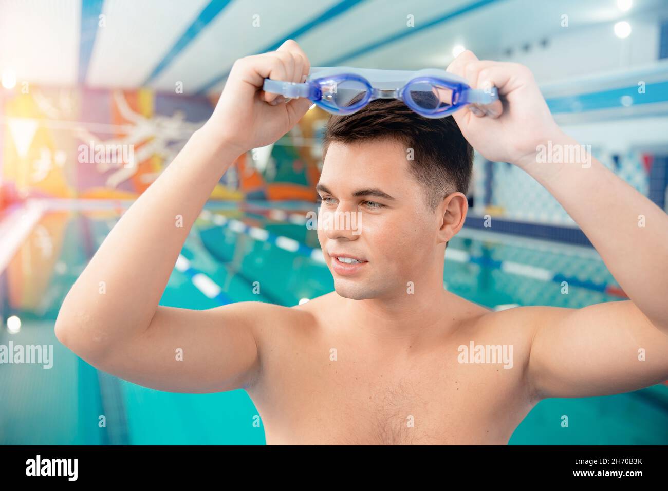 Swimming pool action stroke breathing hi-res stock photography and ...