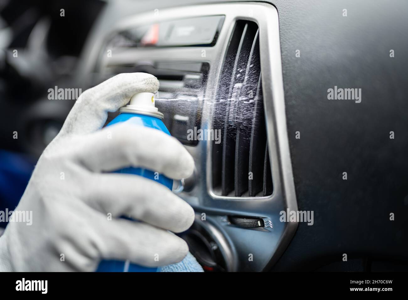 Car air conditioning hi-res stock photography and images - Alamy