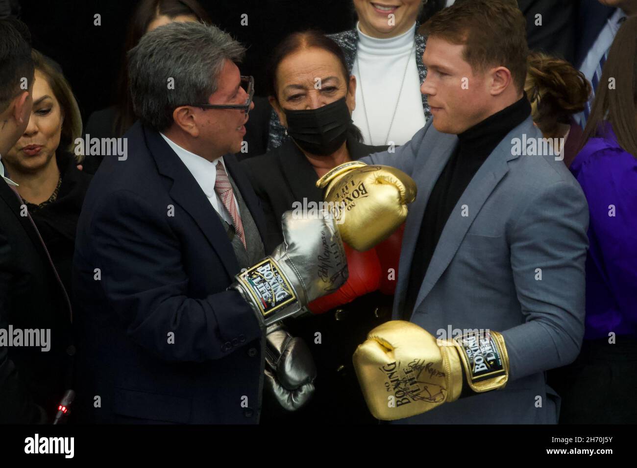 Non Exclusive: MEXICO CITY, MEXICO - NOVEMBER 18, 2021: The ...