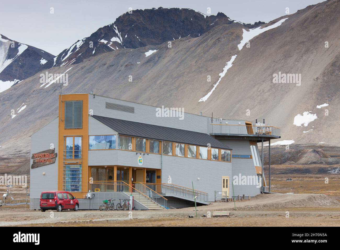 Sverdrup station, a branch of the Norwegian Polar Institute in Ny ...