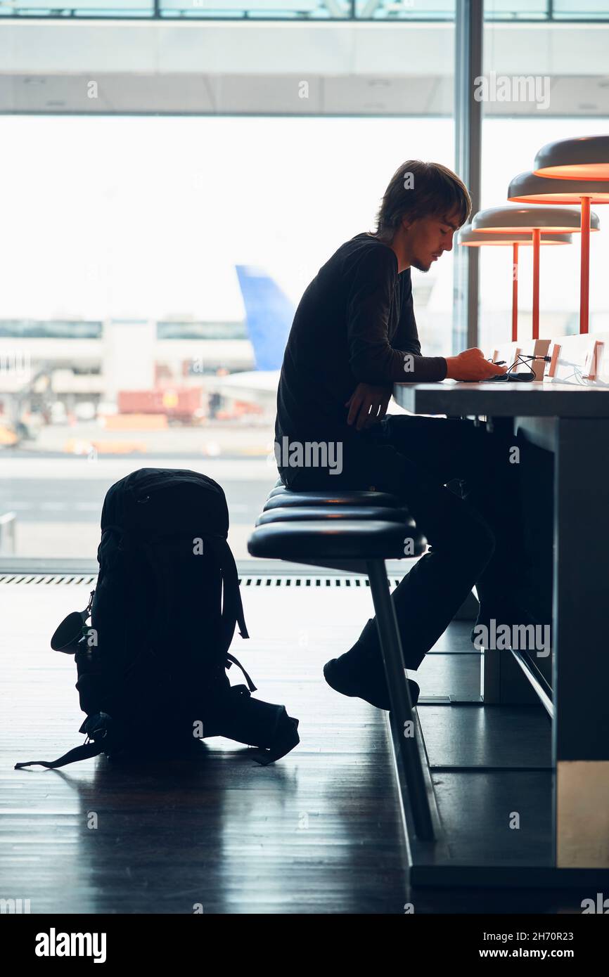 Human library hi-res stock photography and images - Alamy