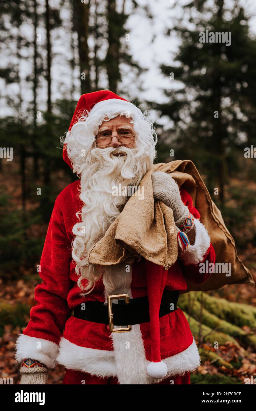 Traditional santa with sack hi-res stock photography and images - Alamy