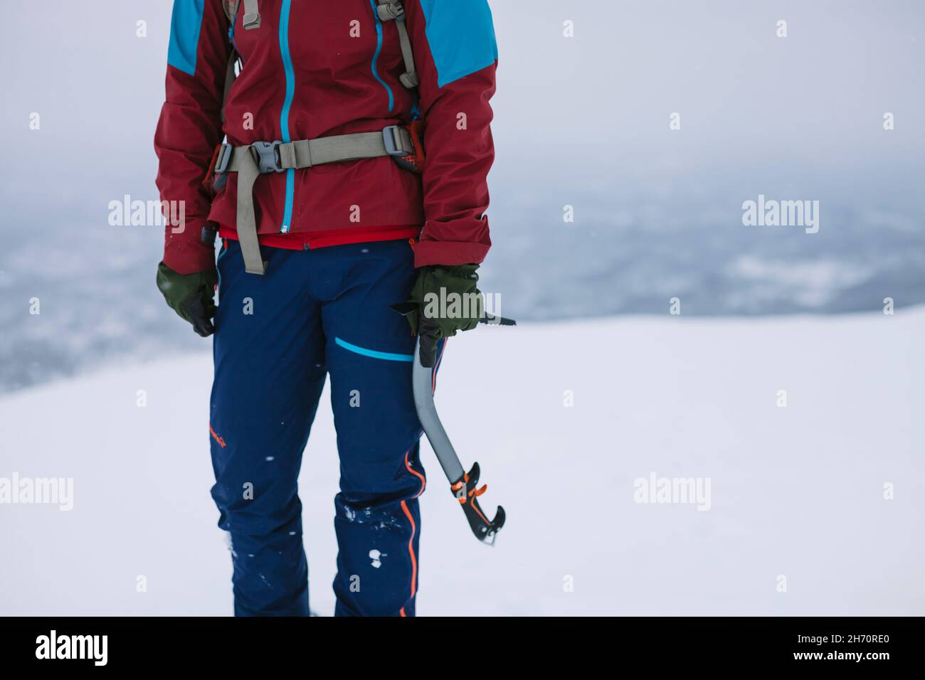 Woman ice climbing hi-res stock photography and images - Alamy