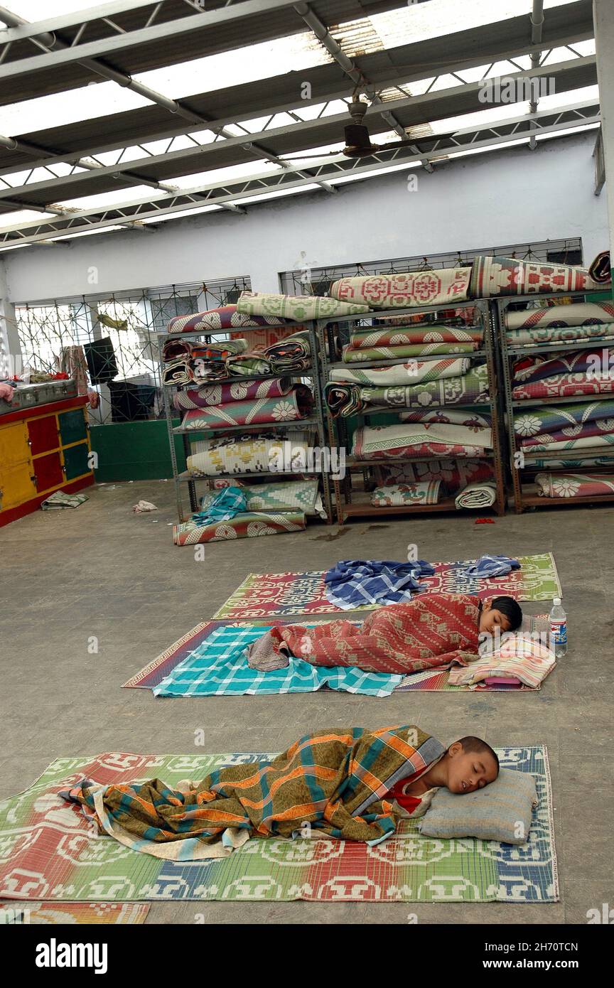 Children sleeping on the floor in an orphanage, India Stock Photo - Alamy