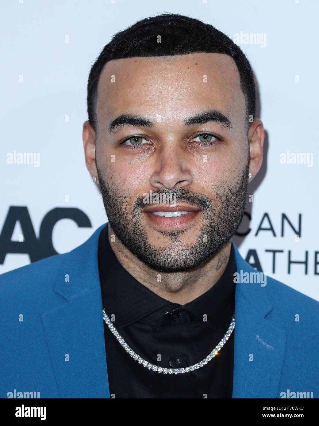 BEVERLY HILLS, LOS ANGELES, CALIFORNIA, USA - NOVEMBER 18: Actor Don ...