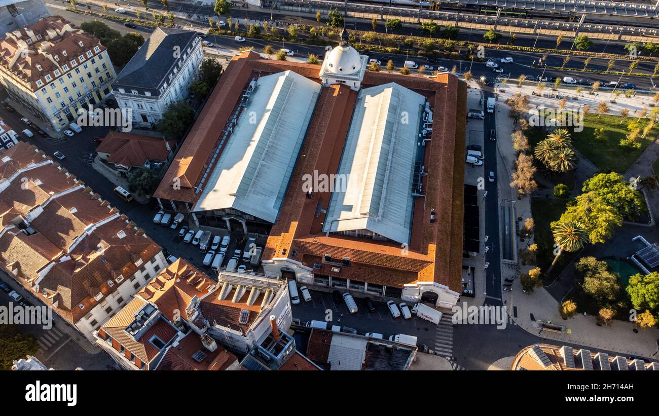 Time out lisbon market exterior hi-res stock photography and images - Alamy