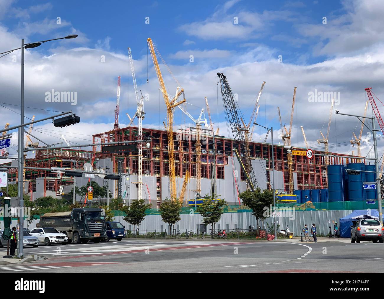 Samsung factory korea hi-res stock photography and images - Alamy