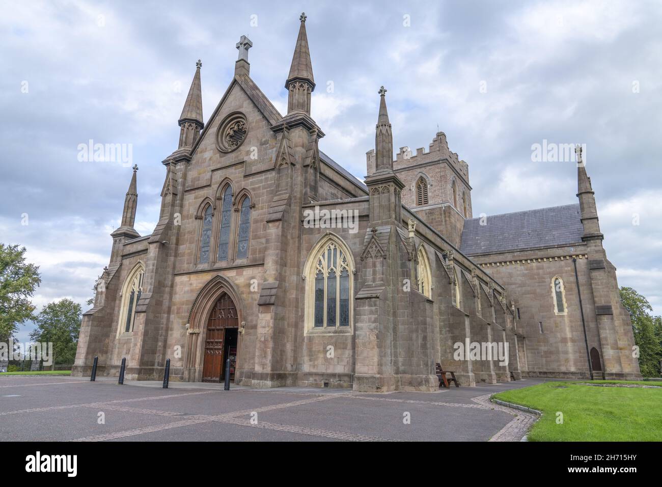 St patrick cathedral armagh hi-res stock photography and images - Alamy