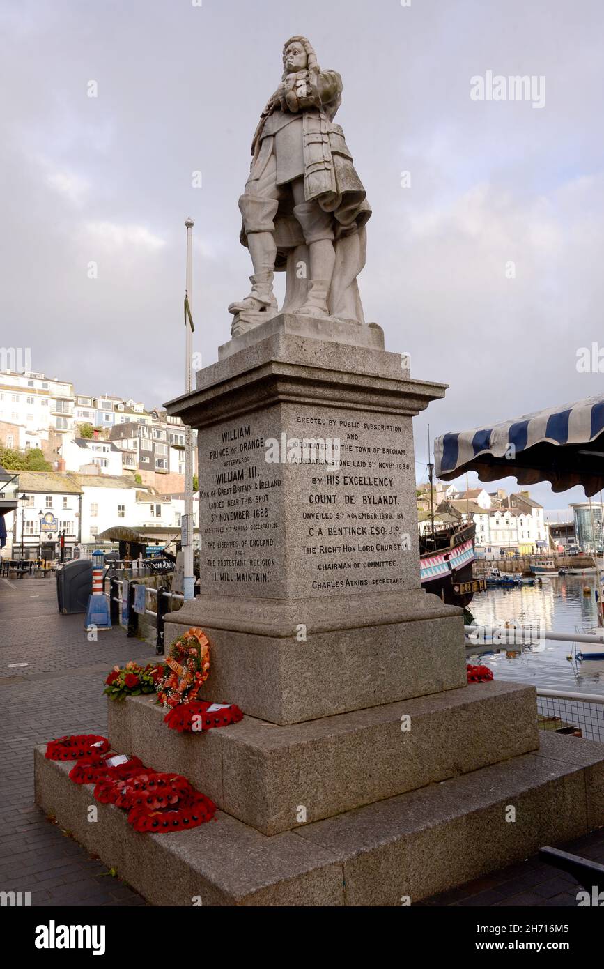 Statue william orange brixham devon hi-res stock photography and images ...