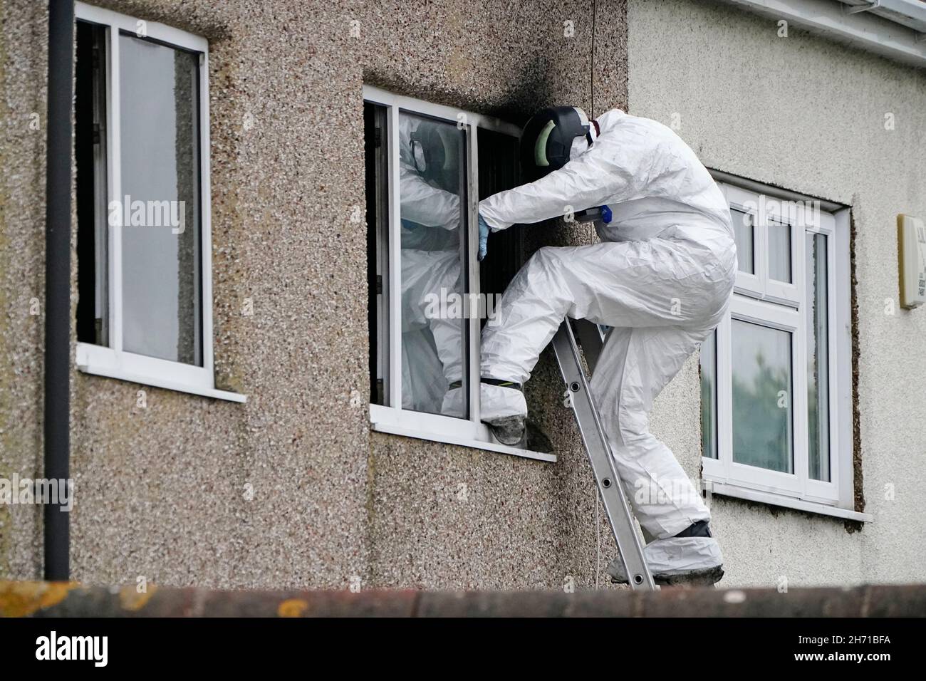 Forensic window hi-res stock photography and images - Alamy