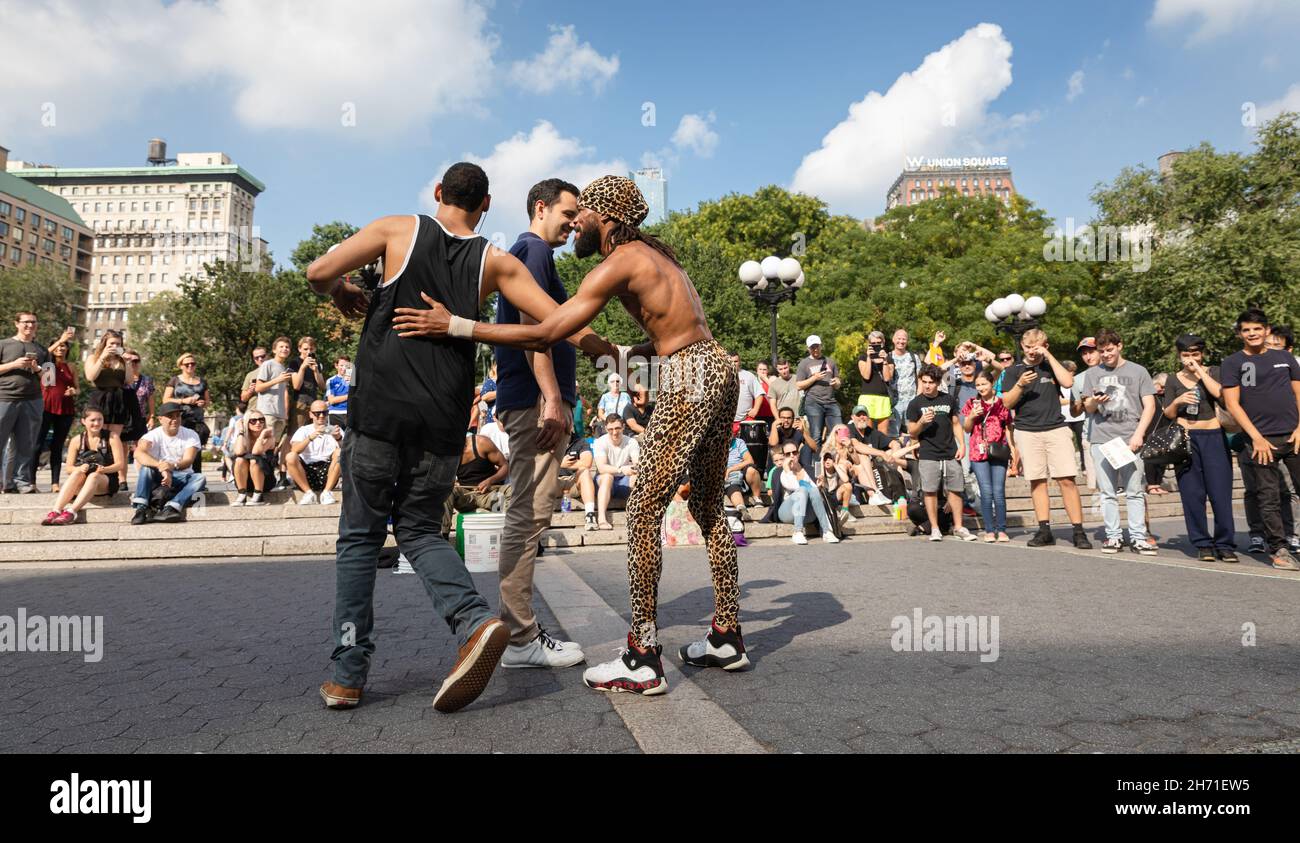 NEW YORK, USA - Sep 16, 2017: Street Dancers at Union Square in ...