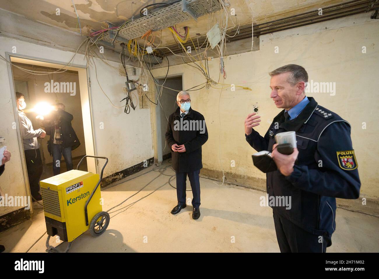 Police station due hi-res stock photography and images - Alamy