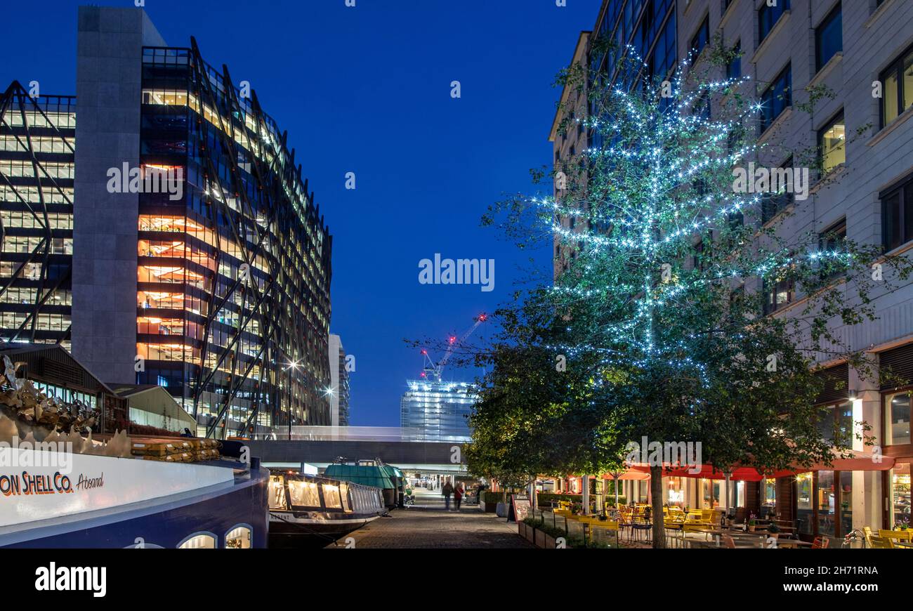 Modern Architecture in Paddington Square London UK Stock Photo - Alamy