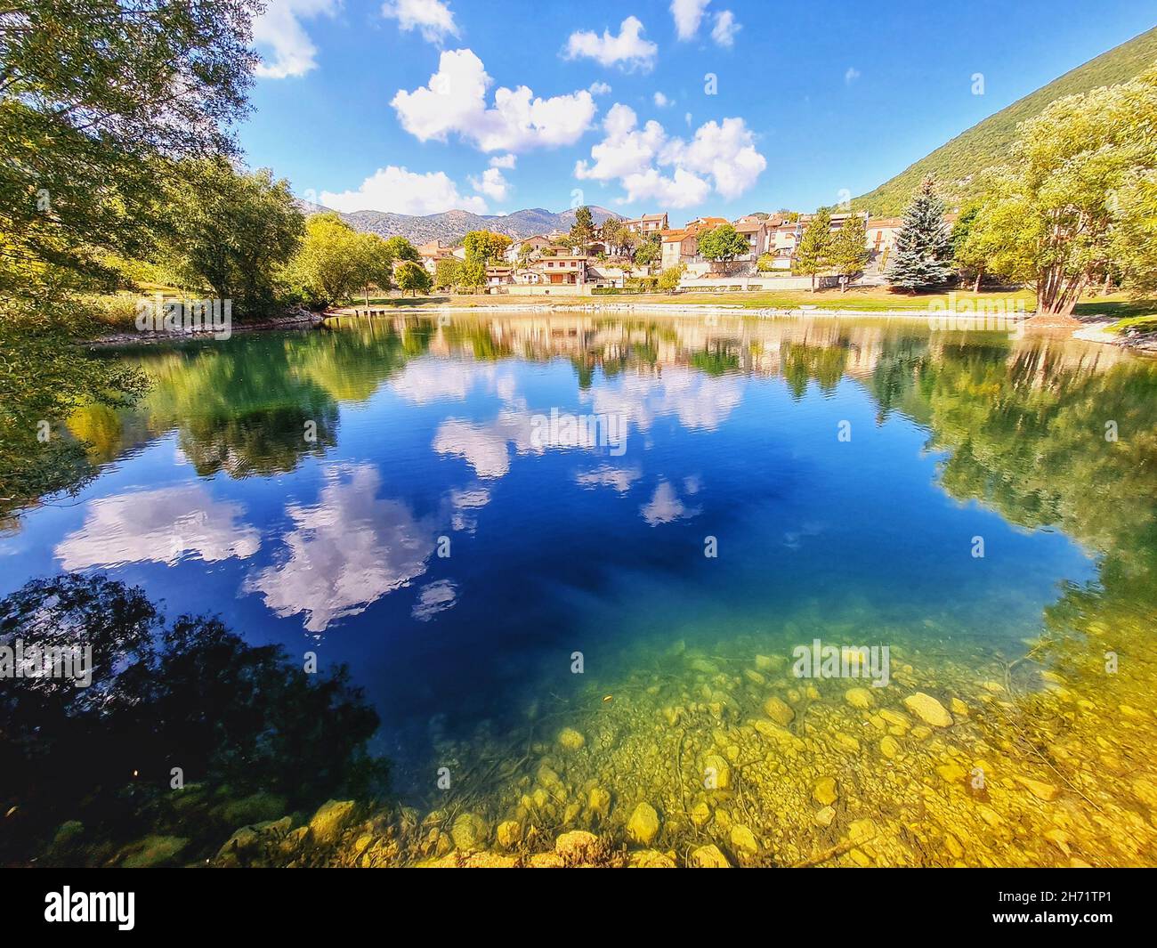 Abruzzo scanno lake hi-res stock photography and images - Alamy