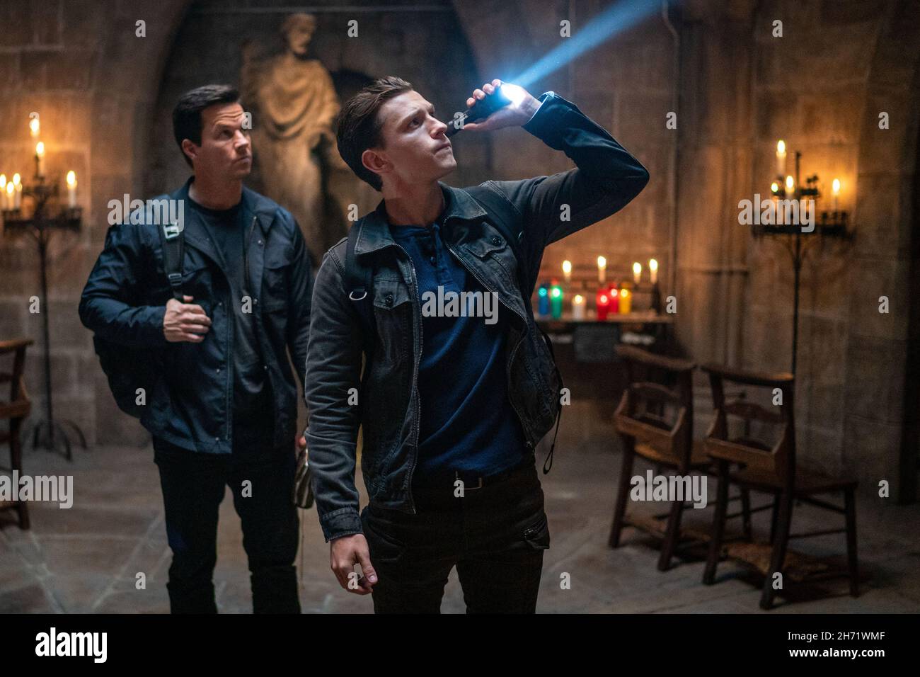 Uncharted and mark wahlberg hi-res stock photography and images - Alamy