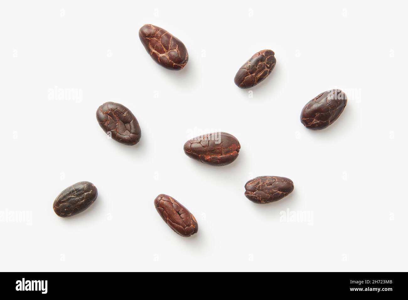 Few aromatic fresh cocoa beans Stock Photo - Alamy