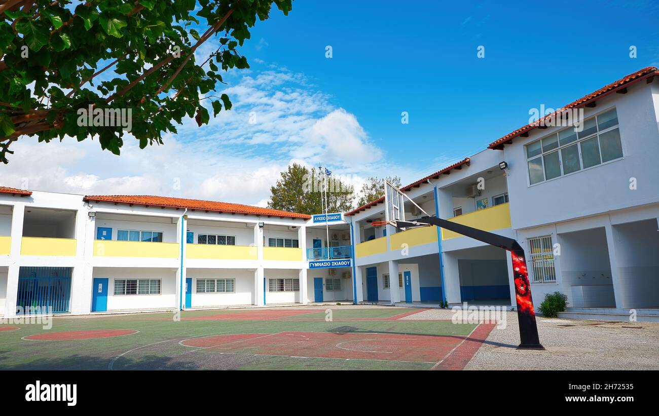 1970s school architecture hi-res stock photography and images - Alamy