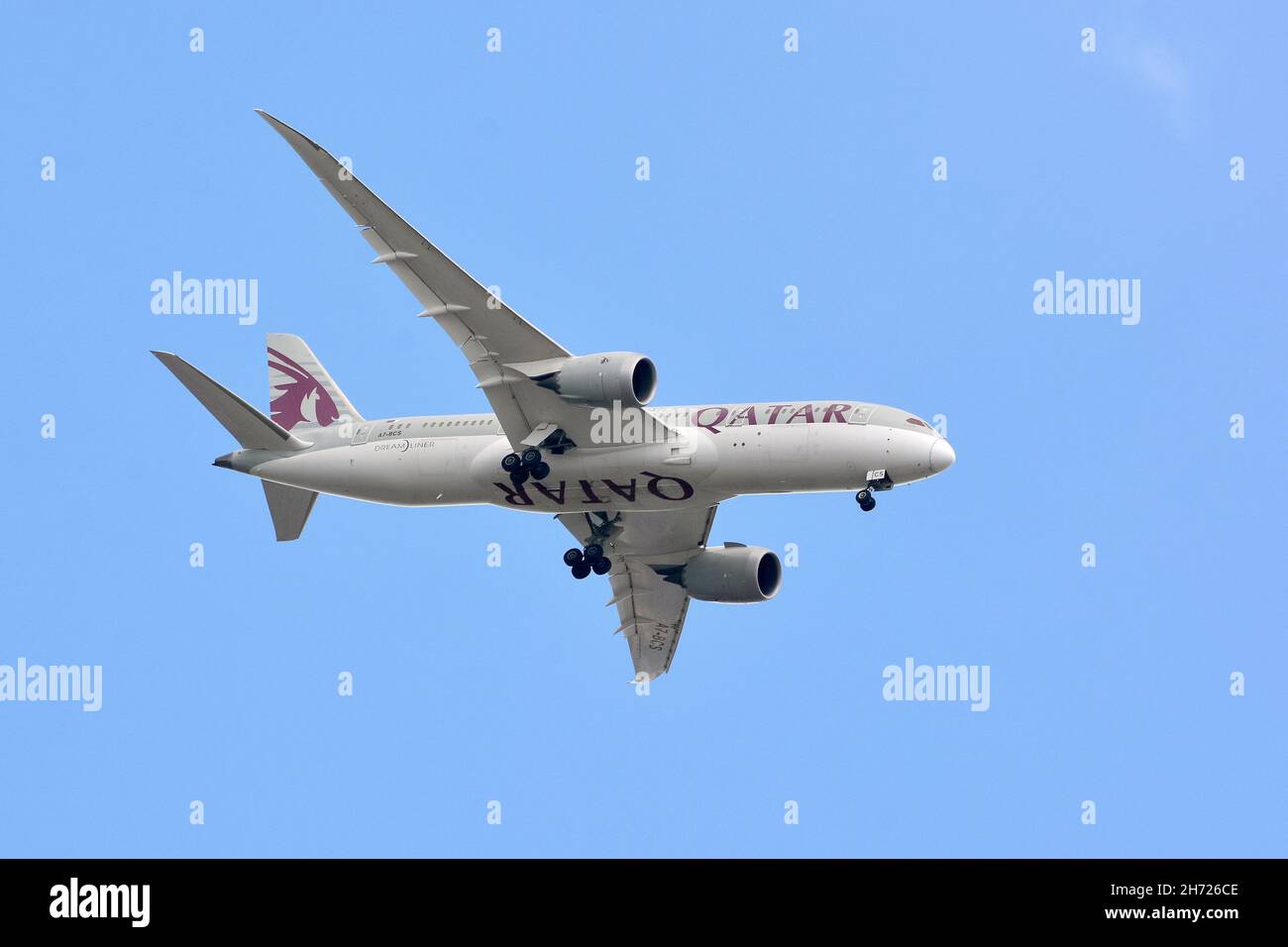 Qatar Airways (is the state-owned flag carrier of Qatar), Boeing 787-8 ...