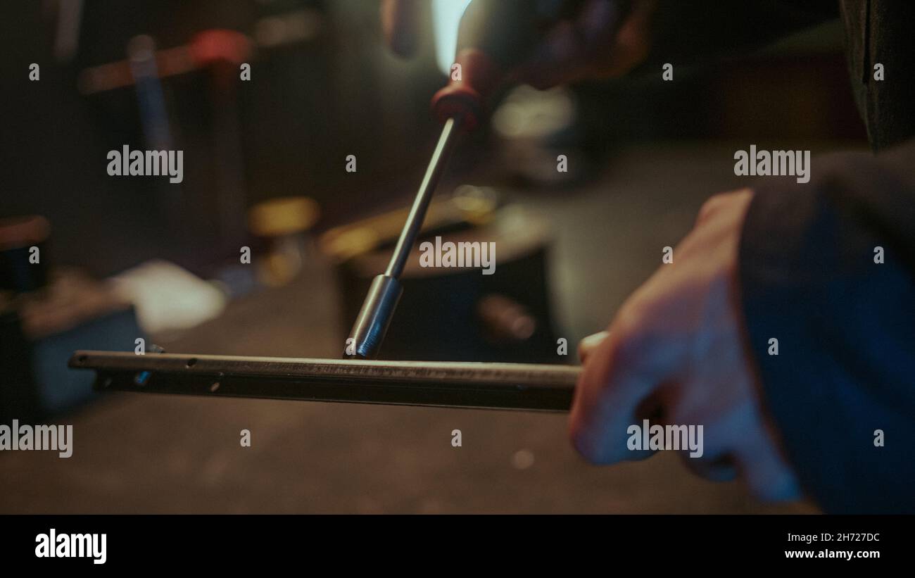 Tightening mechanism hi-res stock photography and images - Alamy