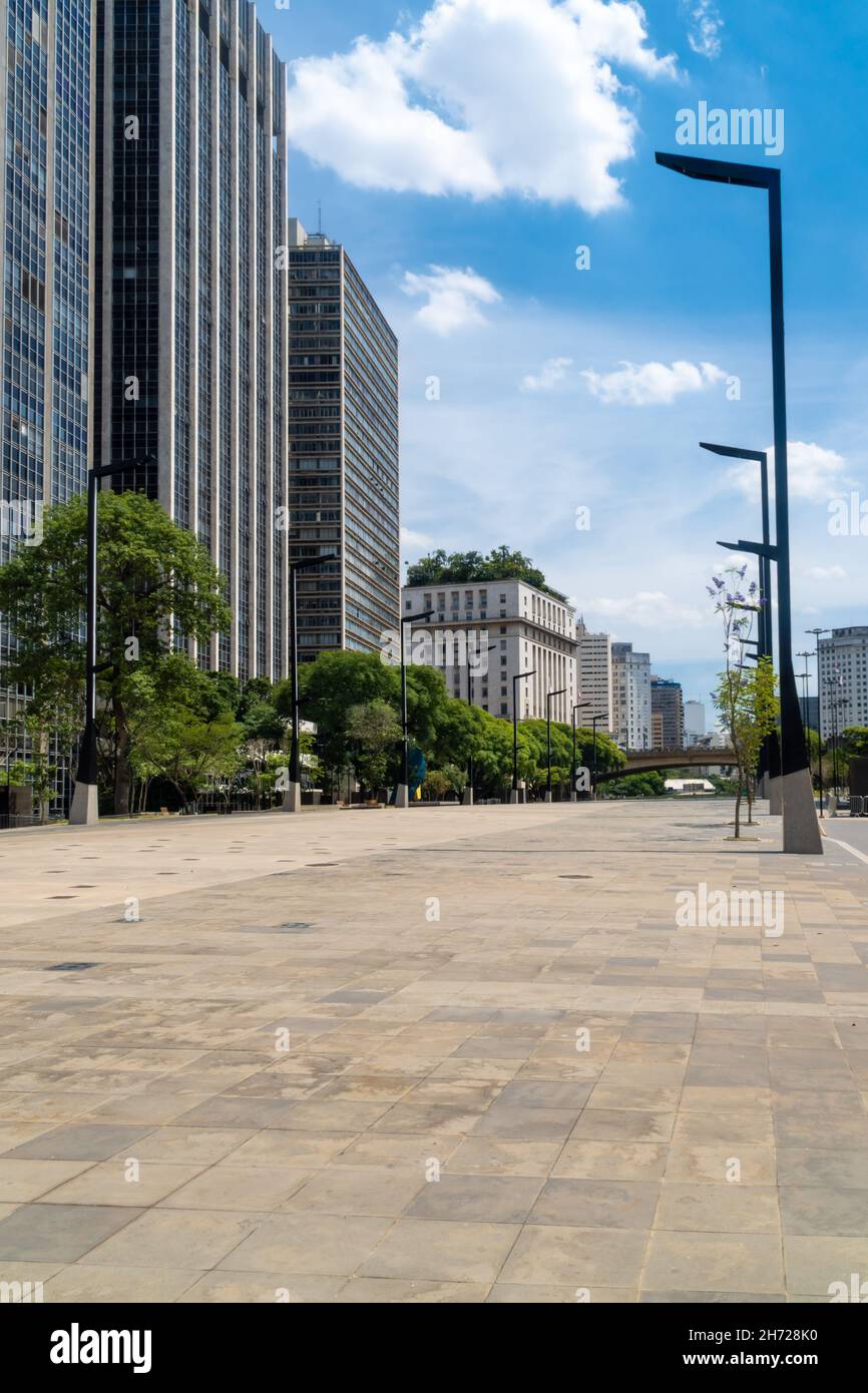 Beautiful cityscape view of modern empty square in Vale do Anhangabau ...